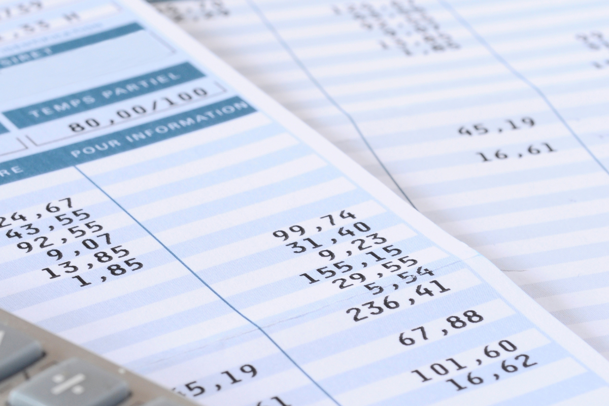 Four Reasons to Double-Check Your Pay Stub Now | Heritage Financial ...